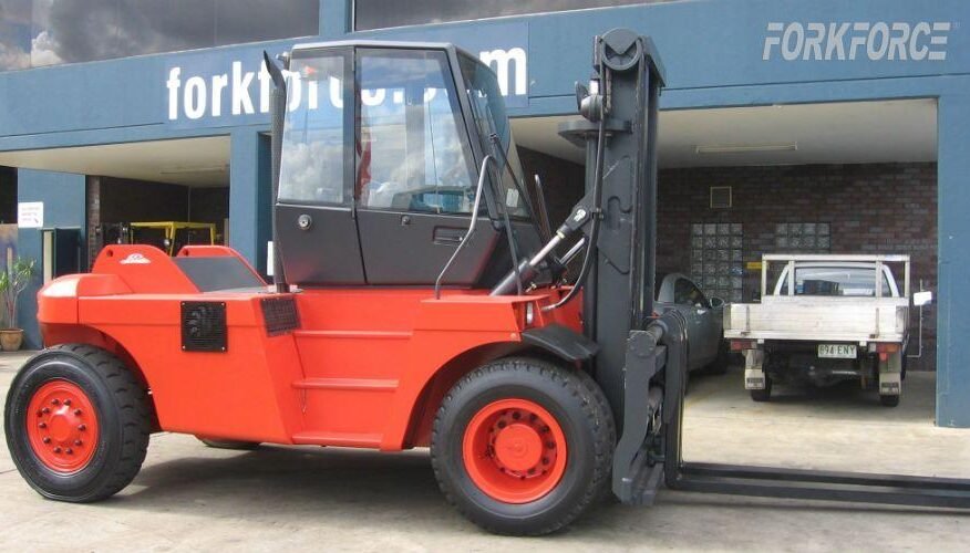 Forklift 10 Ton Machine – Golden Marain Contracting